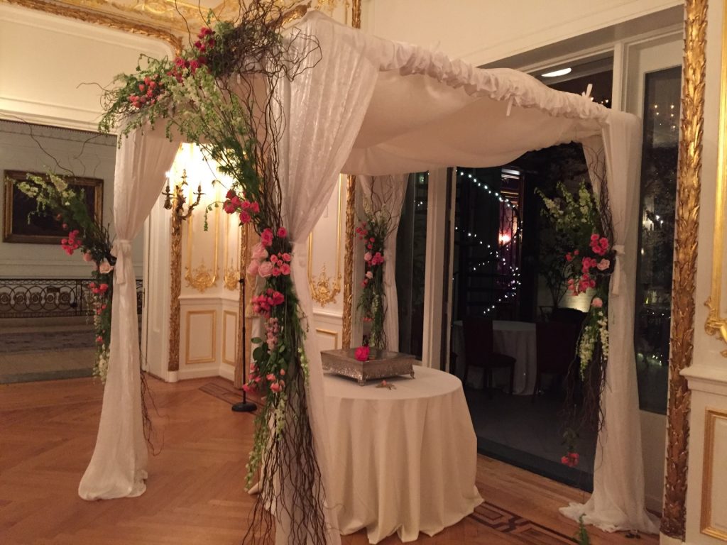 simple chuppah - Charm City Chuppahs, Mandaps and Wedding Canopies